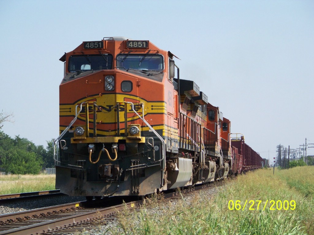 BNSF C44-9W 4851